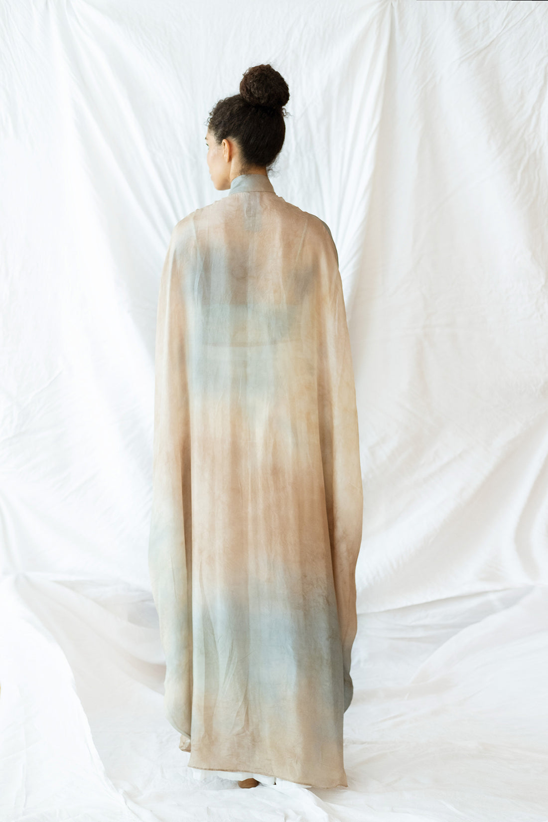 Moon Cape - Breeze – Rut Otero